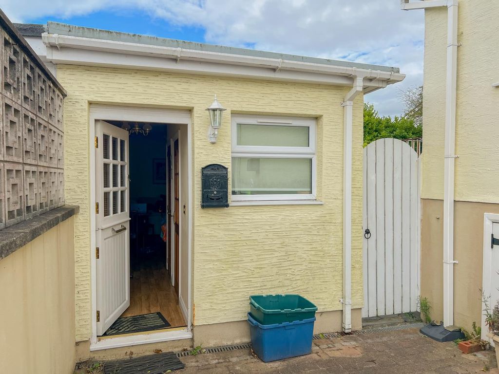 13 Harcroft Avenue, Saddlestone, Douglas IM2, 4 bed detached bungalow ...