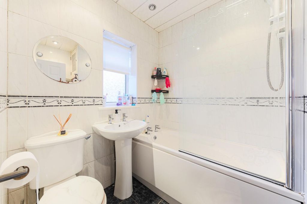 Meadway, Palmersville NE12, 2 bed semi-detached house for sale, £ ...