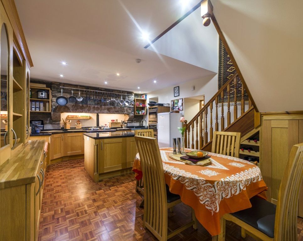 Waterside Farmhouse & Court, Oyne, Insch, Aberdeenshire AB52, 4 bed ...