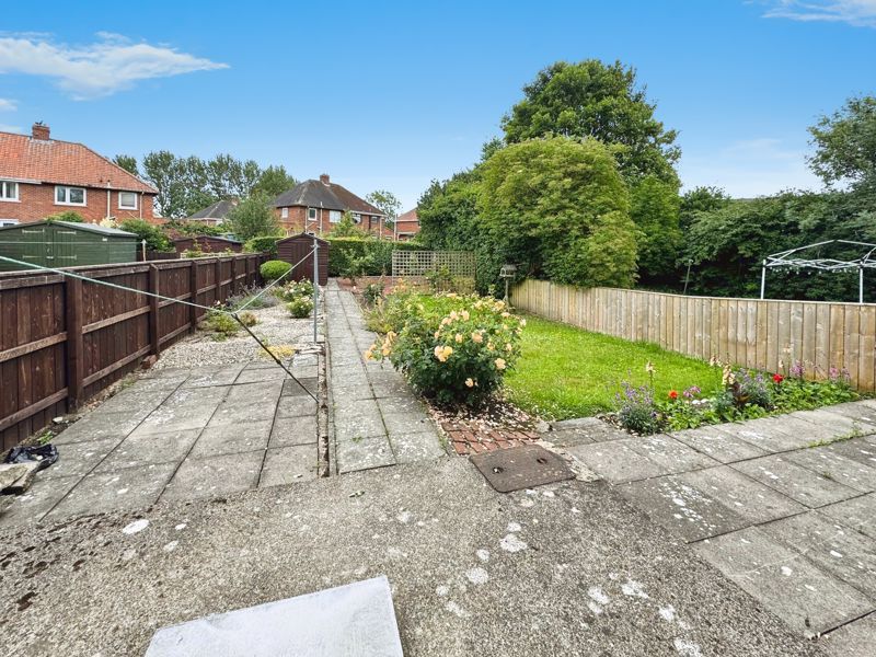 Park View, Winlaton NE21, 3 bed semi-detached house for sale, £150,000 ...