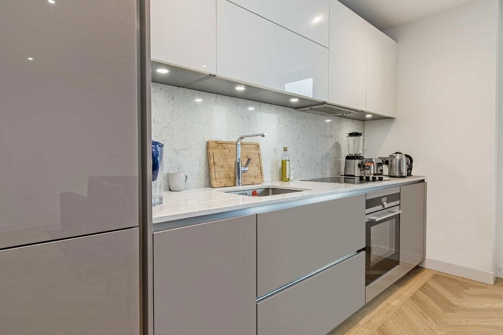 Southwark Bridge Road, Elephant & Castle SE1, Studio for sale, £450,000 ...