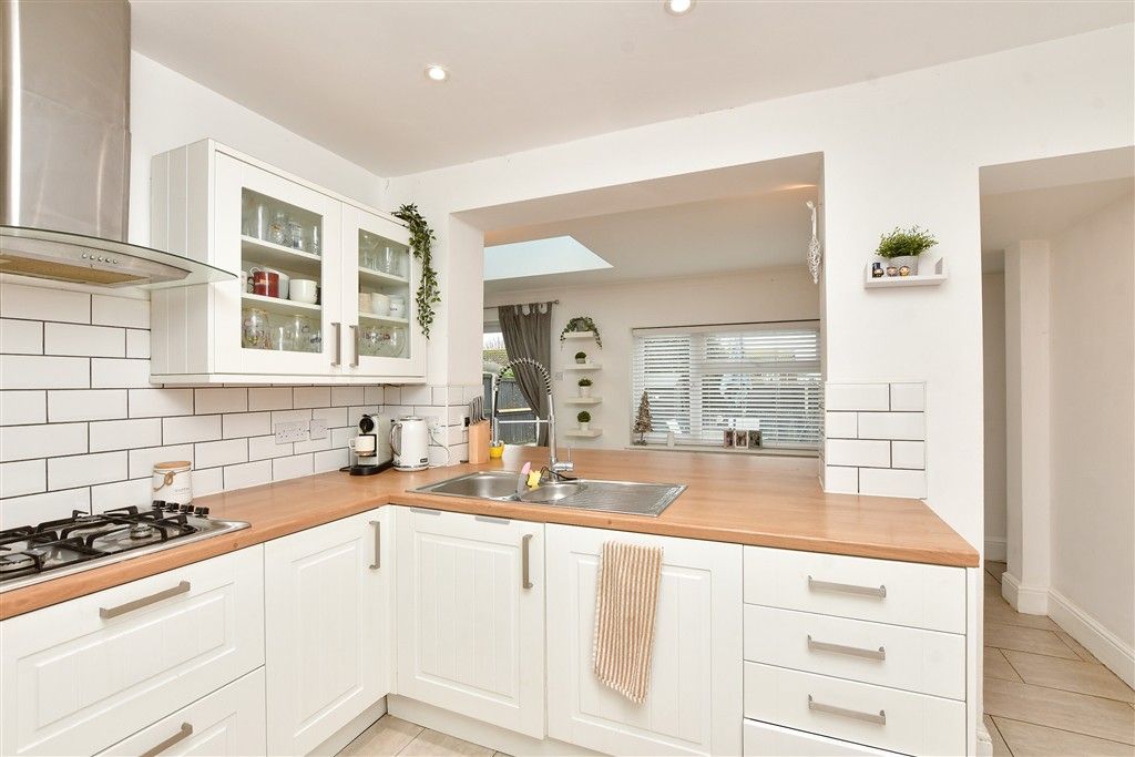 Osborne Gardens, Beltinge, Herne Bay, Kent CT6, 3 bed semi-detached ...