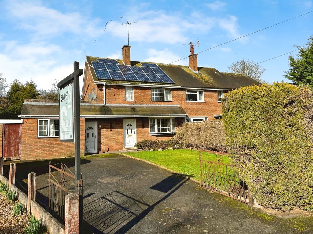 Albert Road, Albrighton, Wolverhampton WV7, 3 bed semi-detached house ...
