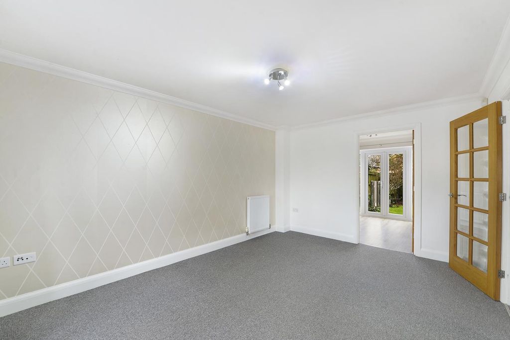 Langley Way, Kings Hill ME19, 3 bed semi-detached house for sale, £ ...