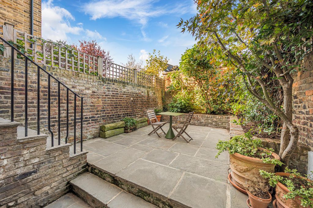 Cloudesley Road, London N1, 3 bed terraced house for sale, £1,850,000 ...
