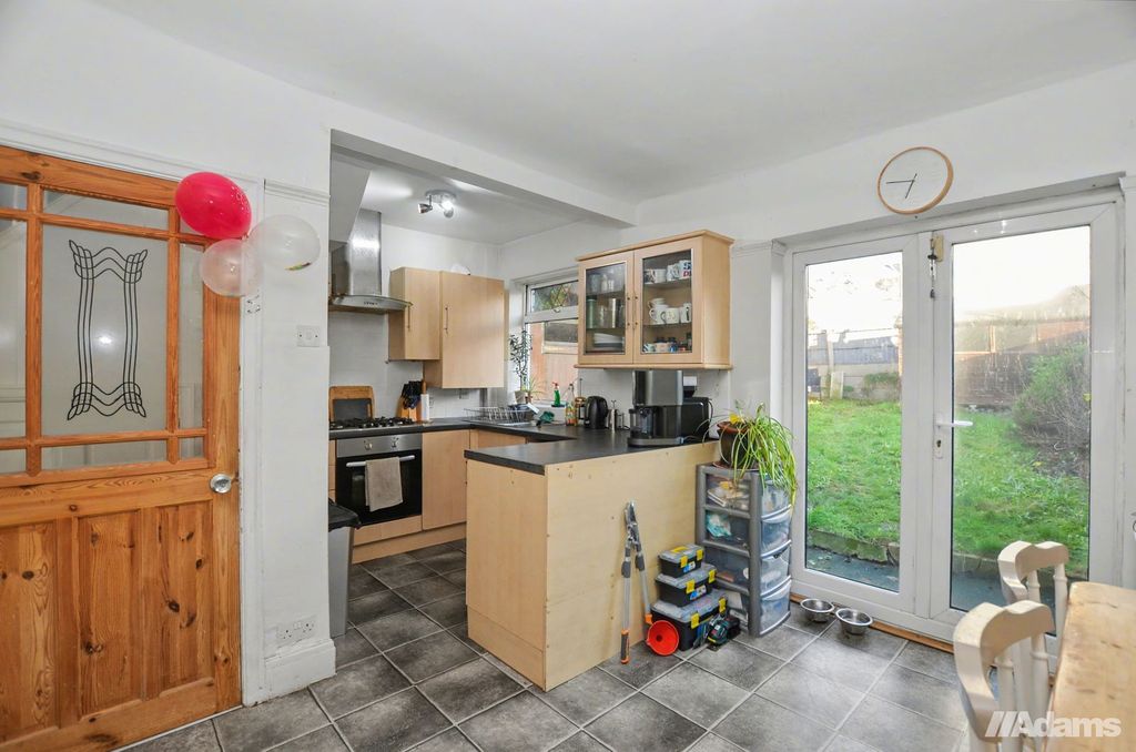 Russell Road, Runcorn WA7, 3 bed semi-detached house for sale, £160,000 ...