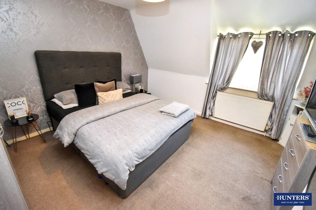 Sturdee Road, Leicester LE2, 3 bed town house for sale, £210,000 ...