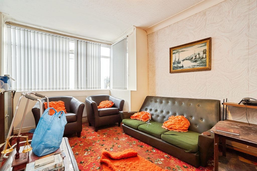 Sandhurst Road, Leeds LS8, 3 bed end terrace house for sale, £130,000 ...