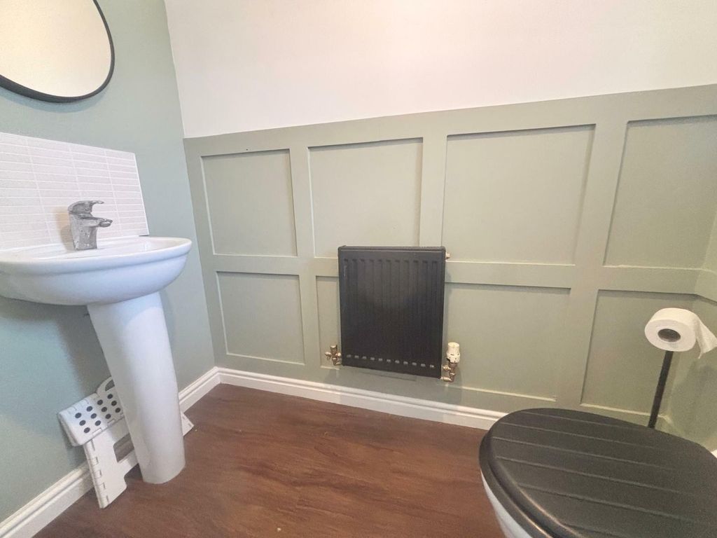 Pant Bryn Isaf, Llwynhendy, Llanelli SA14, 4 bed detached house for ...