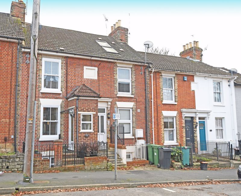 Flat 2, 22 Foley Street, Maidstone ME14, 2 bed flat for sale, £175,000 ...