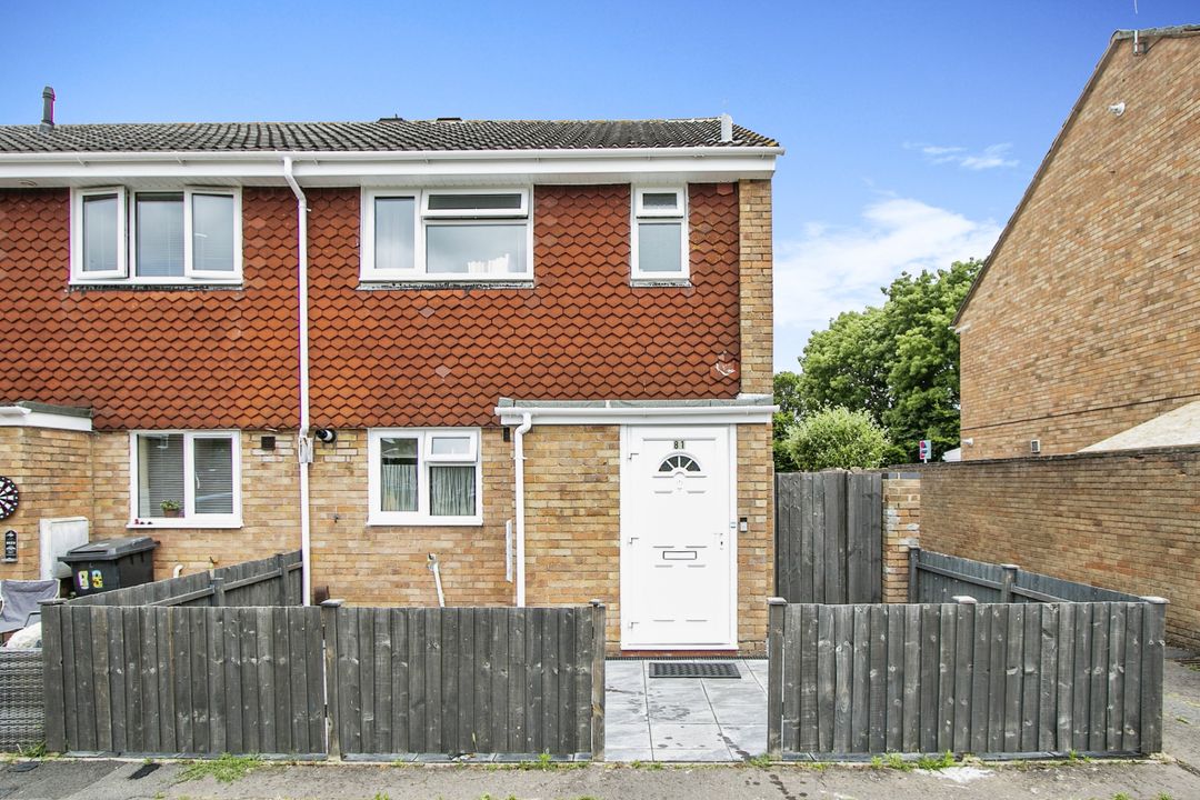 3 Bed End Terrace House For Sale In Charlton Close Muscliff