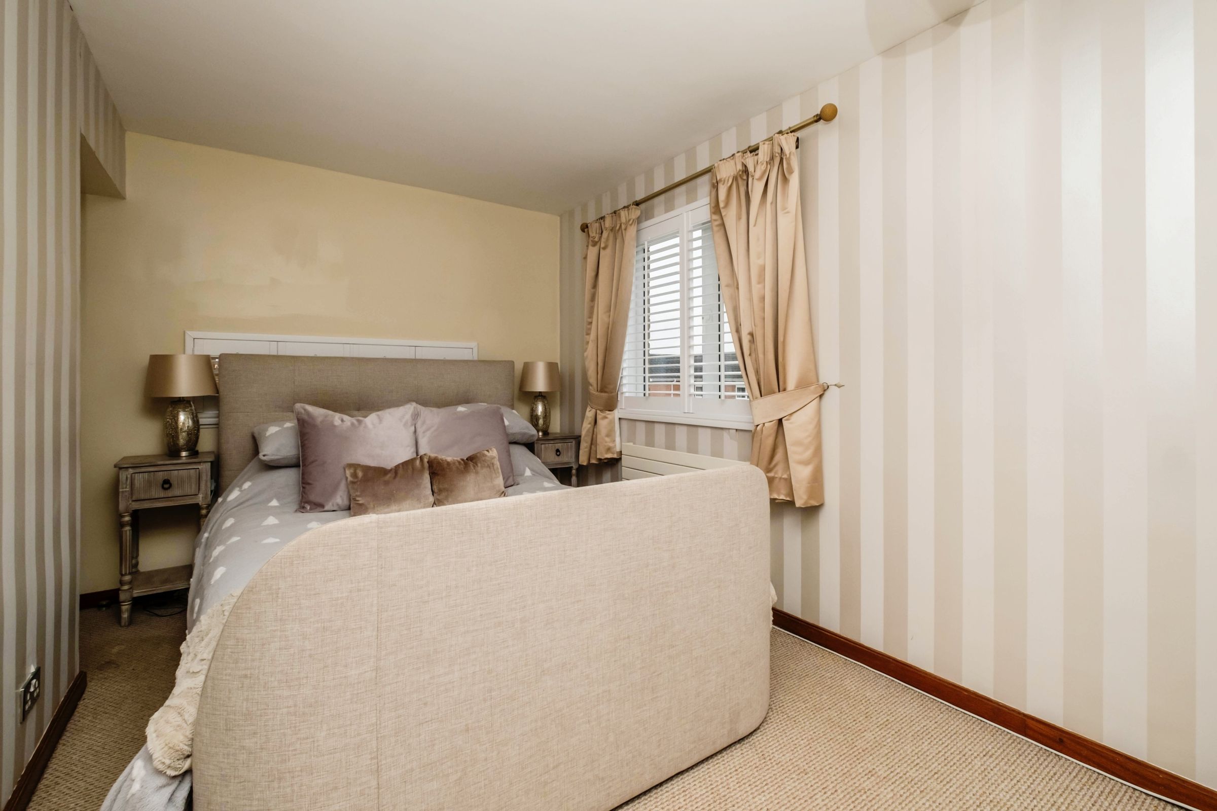 4 bed detached house for sale in Ravenhurst Drive, Birmingham B43 - Zoopla