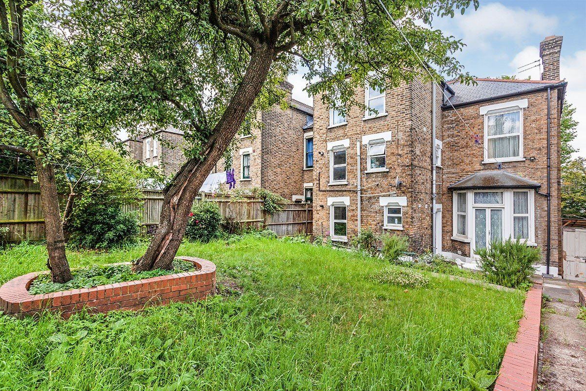 Detached house to rent in Pepys Road, London SE14 - Zoopla