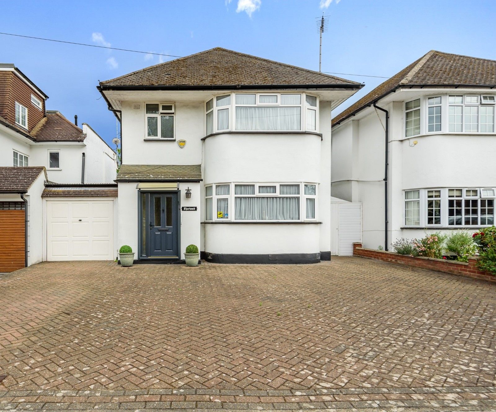 3 bed detached house for sale in Mill Ridge, Edgware, Greater London ...