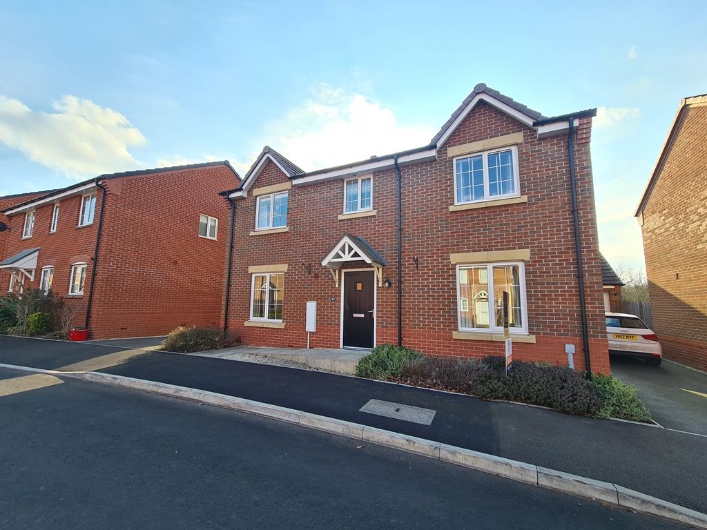 4 bed detached house for sale in Banks Road, Badsey WR11 - Zoopla