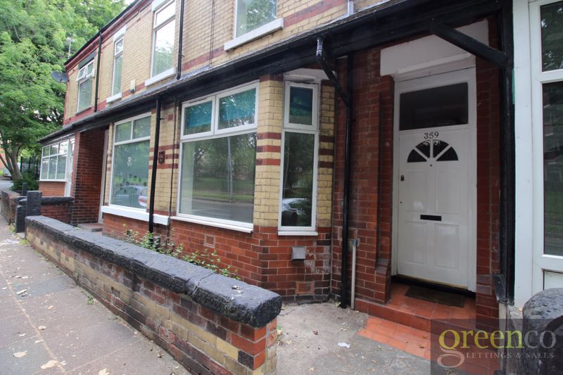 3 Bed Terraced House To Rent In Trafford Road Eccles Manchester M30