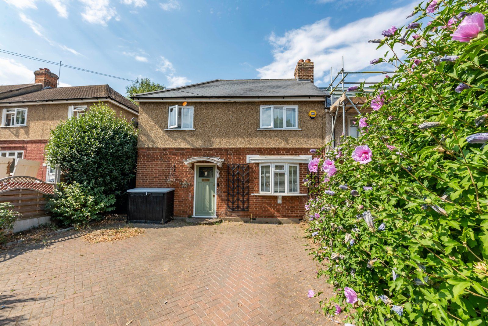 3 Bed Semi Detached House For Sale In Linford End Harlow Essex Cm19