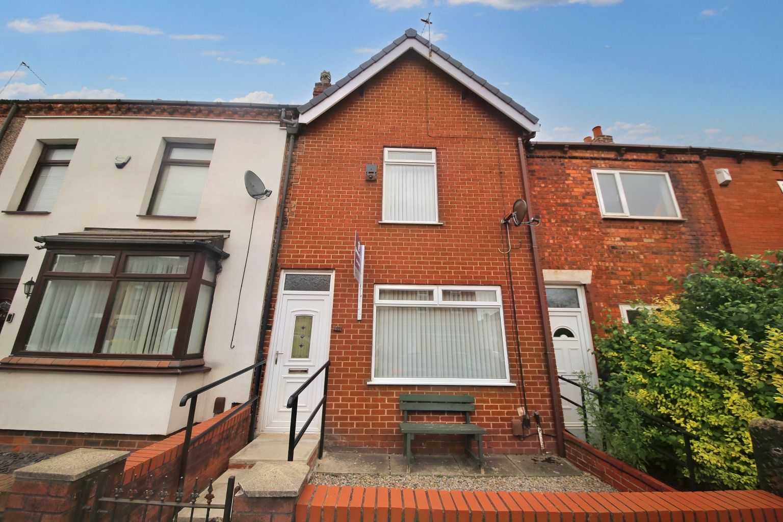 3 bed terraced house for sale in Walthew Lane, Platt Bridge, Wigan ...