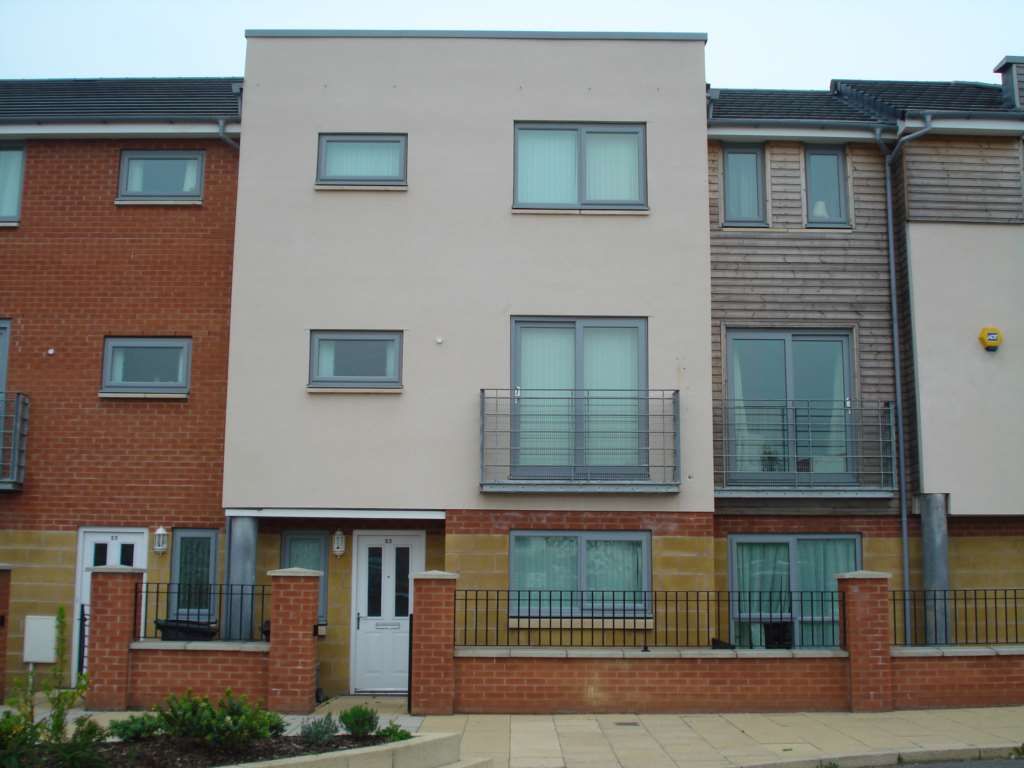 4 bed property to rent in Falconwood Way, Manchester M11 - Zoopla