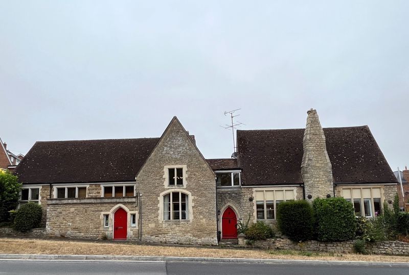 5 bed detached house for sale in Old School Lane, East Challow, Wantage ...