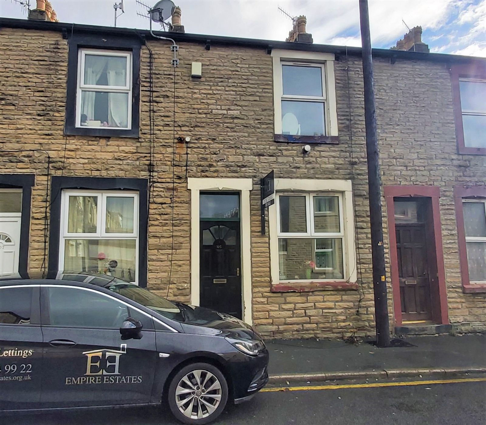 2 bed terraced house for sale in Albert Street, Burnley BB11 - Zoopla
