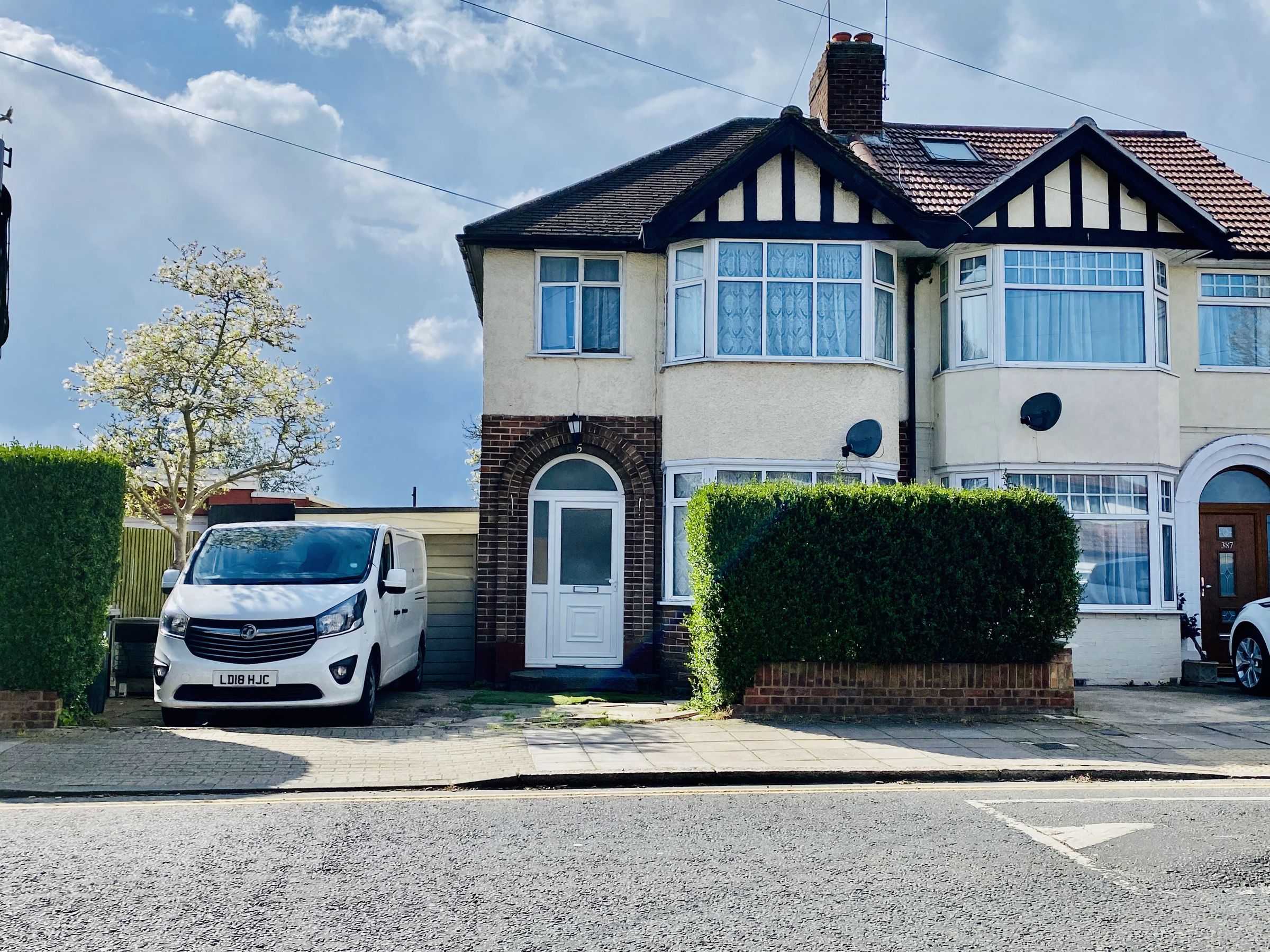 3 Bed Semi Detached House For Sale In Allenby Road Southall