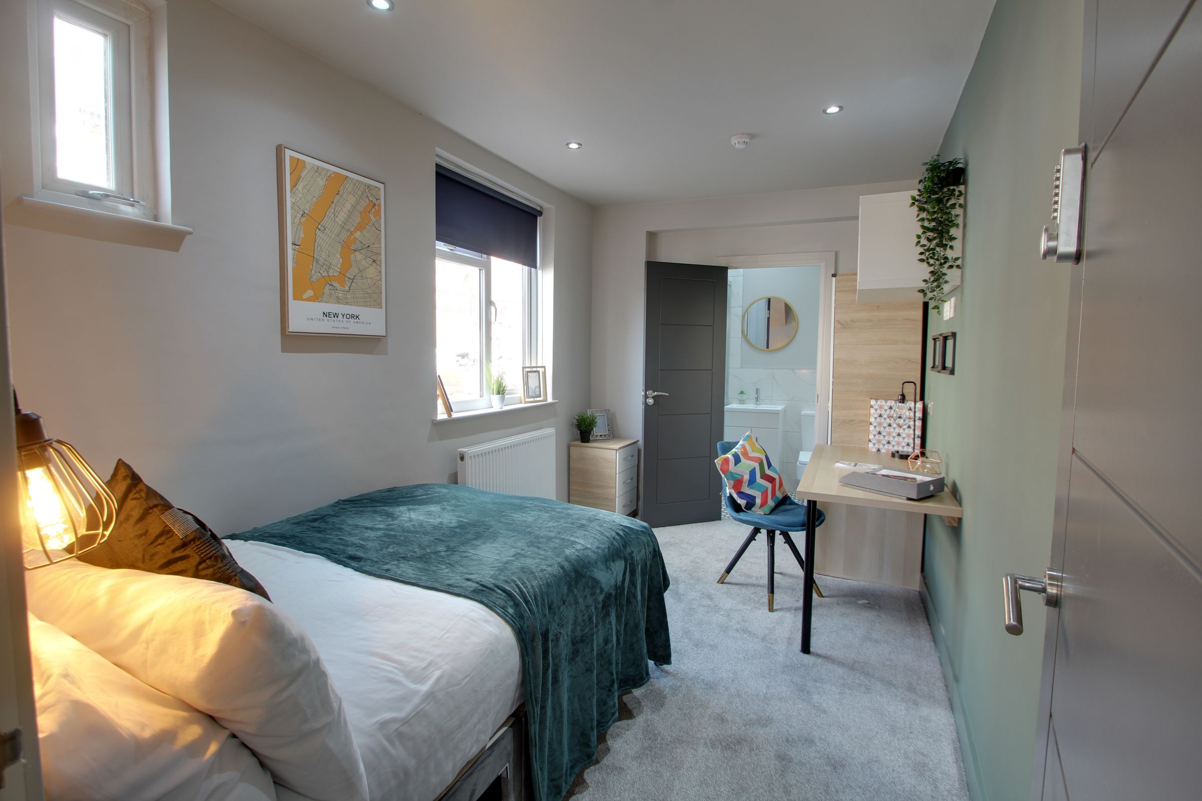 Room to rent in Saffron Lane, Leicester LE2 - Zoopla