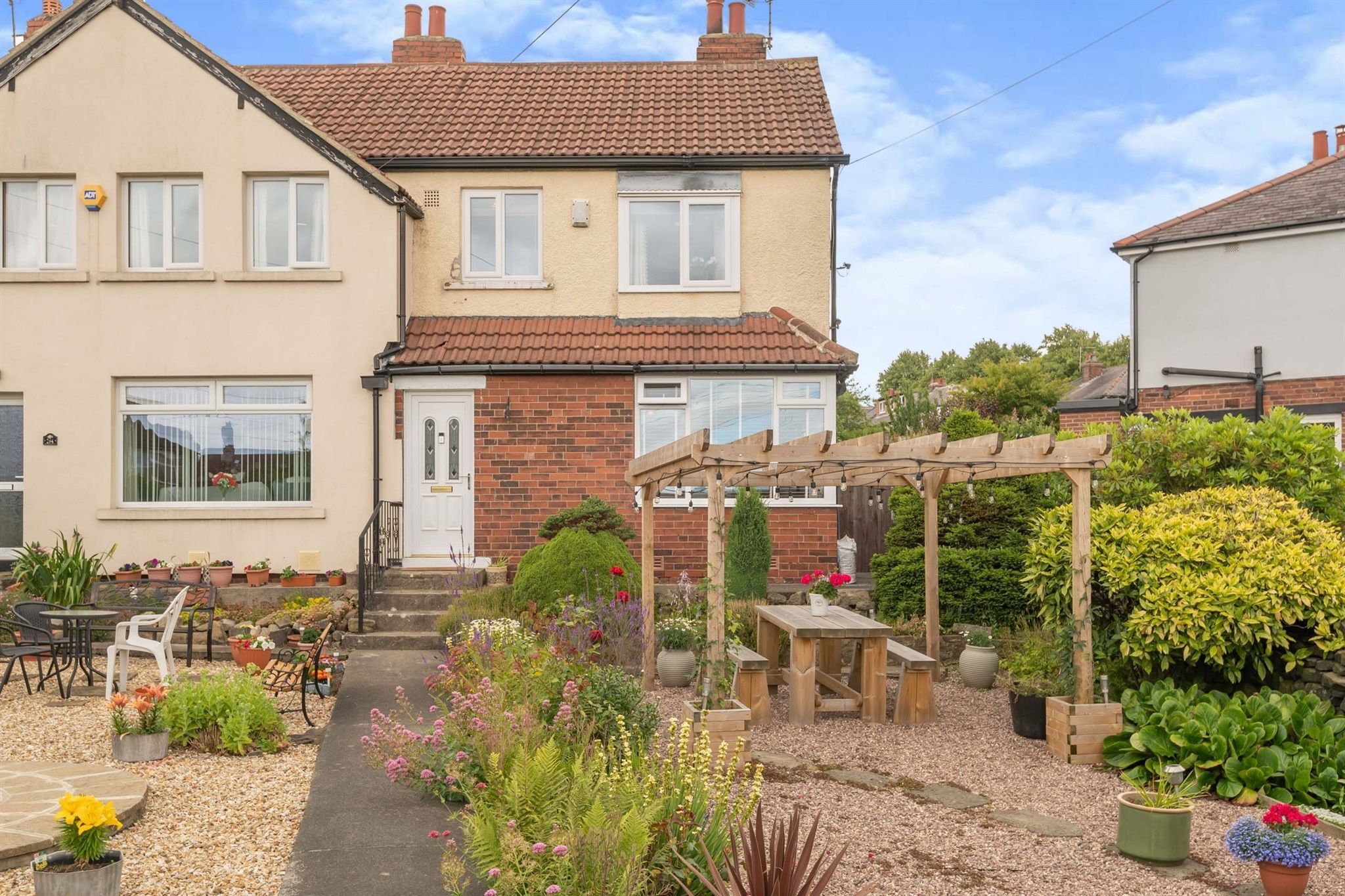 3 Bed End Terrace House For Sale In Broadway Horsforth Leeds Ls18