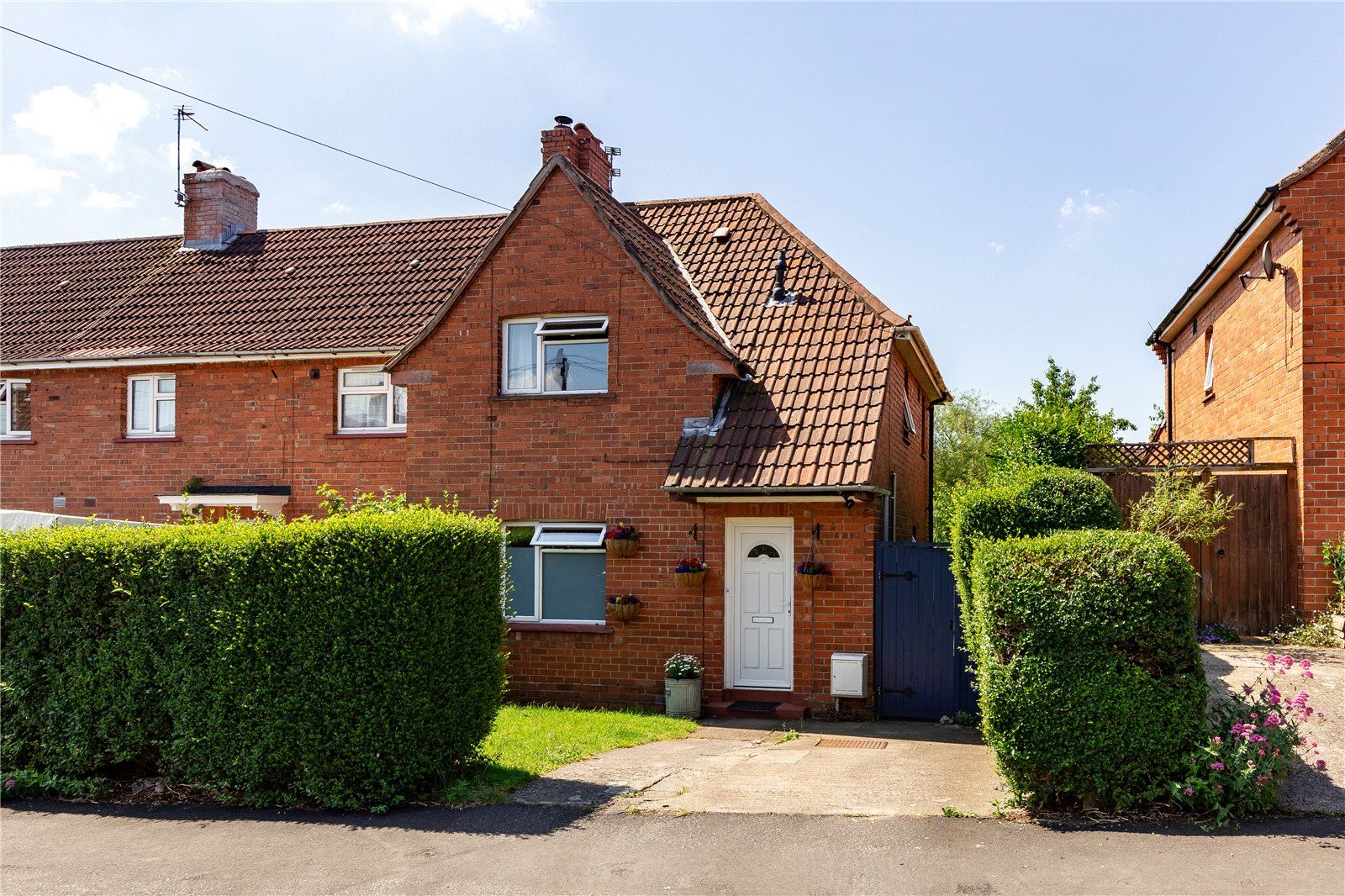 3 Bed Semi Detached House For Sale In Chedworth Road Horfield Bristol