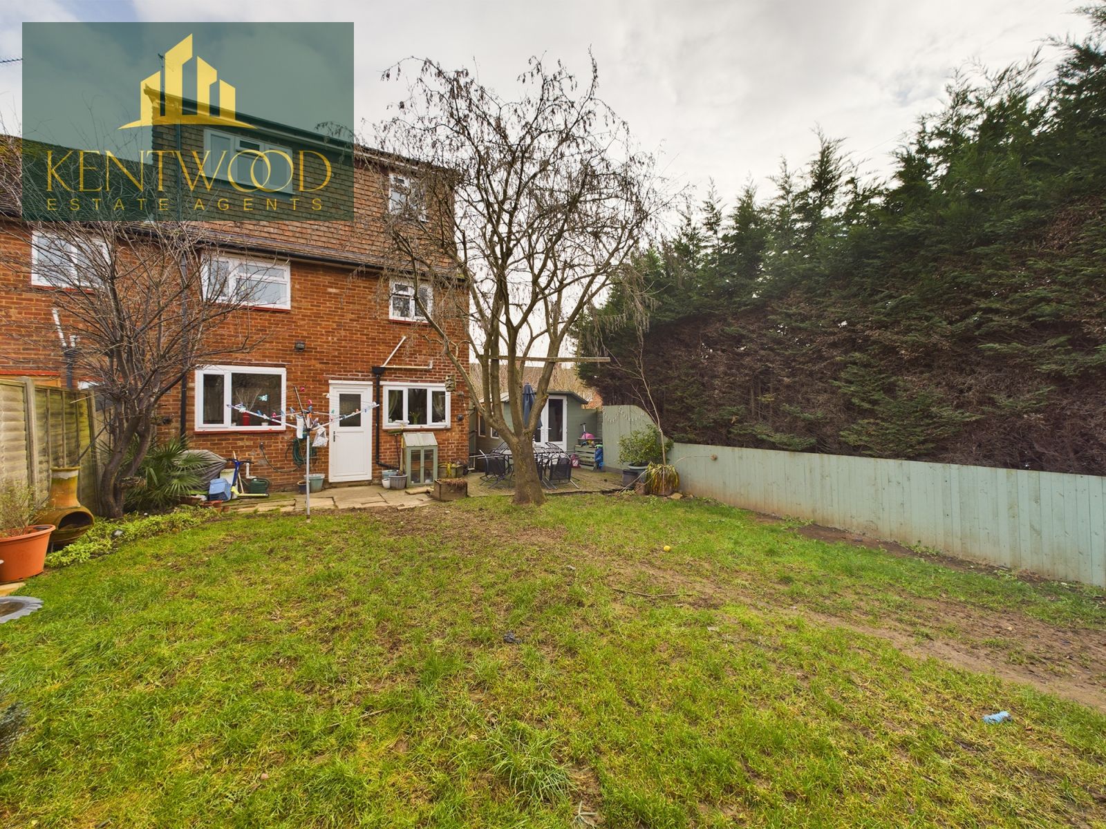 3 bed end terrace house for sale in Ryvers Road, Langley, Slough SL3 ...