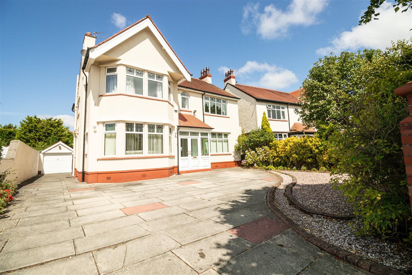 5 bed detached house for sale in Coudray Road, Southport PR9 - Zoopla