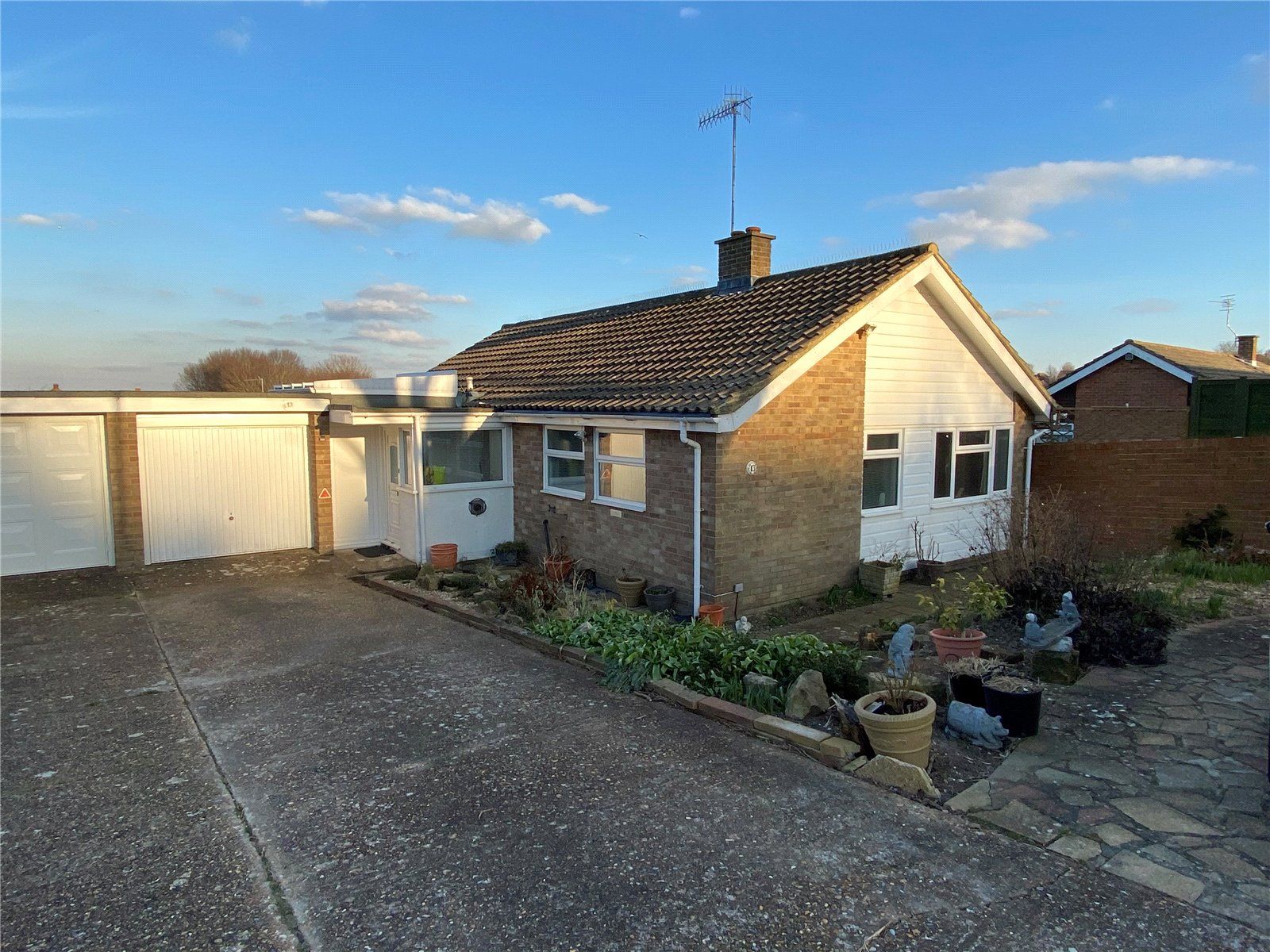3 Bed Bungalow For Sale In Pococks Road Eastbourne East Sussex Bn21