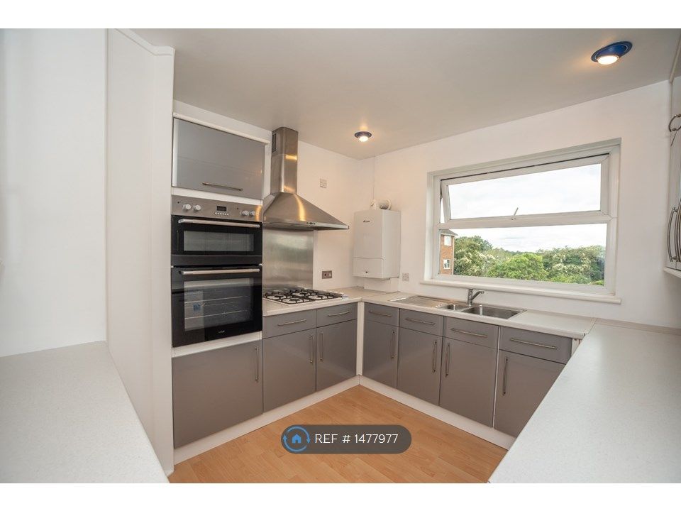 2 bed flat to rent in Station Road, Crayford, Dartford DA1 - Zoopla