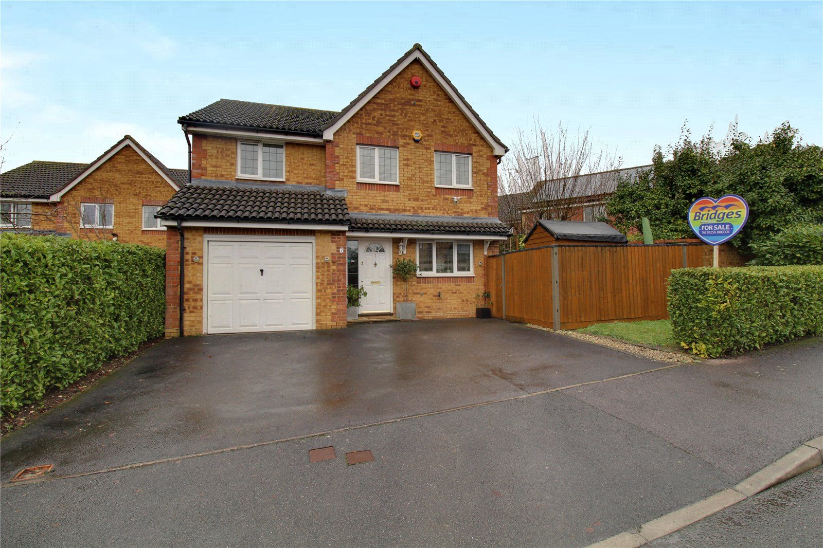 4 bed detached house for sale in Vespasian Gardens, Basingstoke RG24 ...