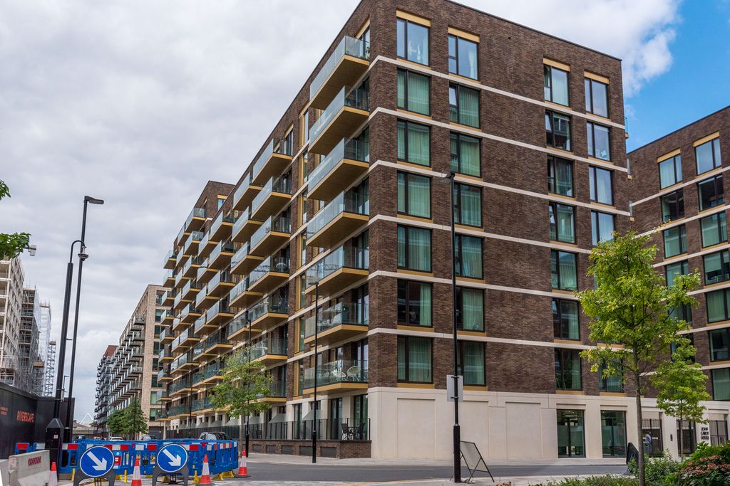 1 bed flat for sale in Clipper Street, London E16 - Zoopla
