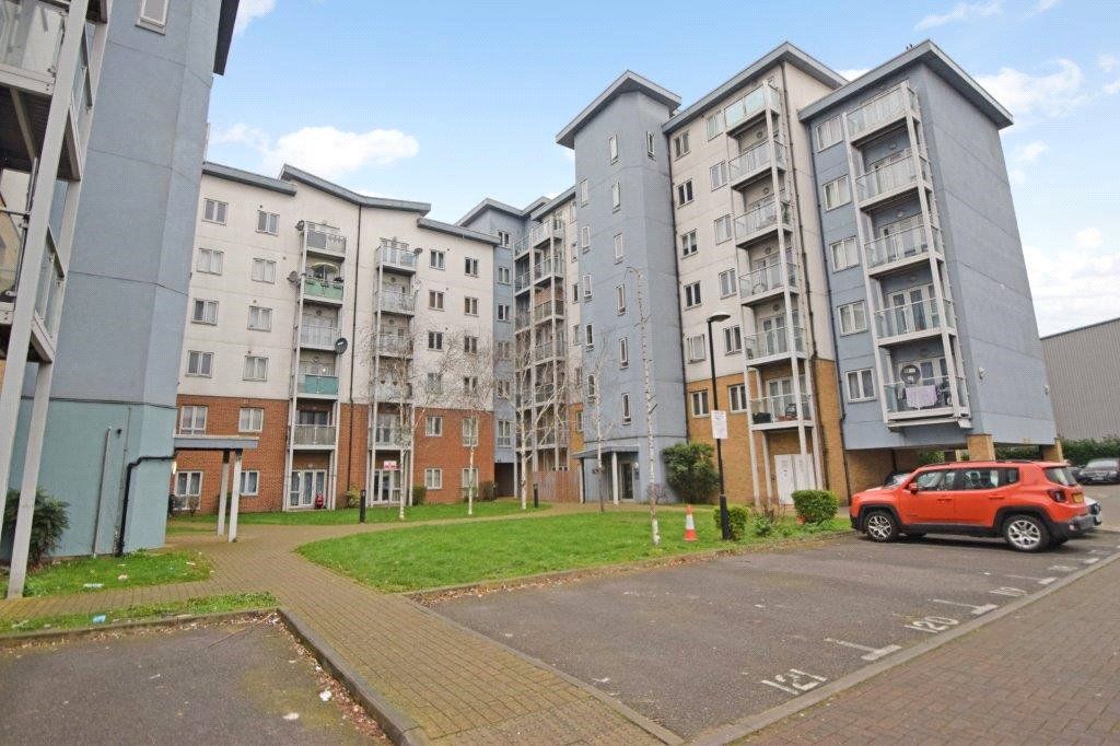 1 bed flat for sale in Foundry Court, Mill Street, Slough SL2 - Zoopla