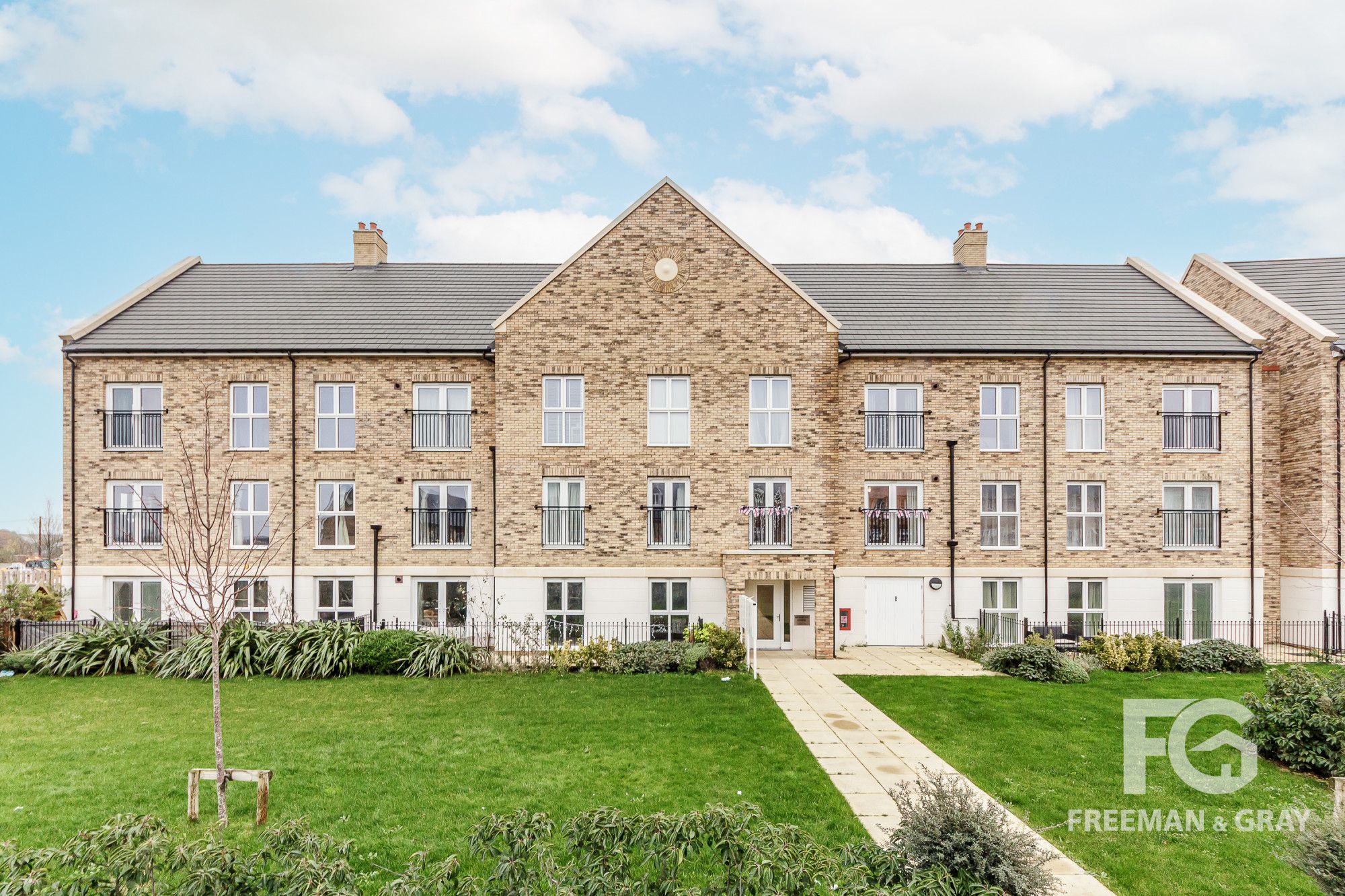 2 bed flat for sale in Redgrove House, Rapson End, Sittingbourne ME10 ...