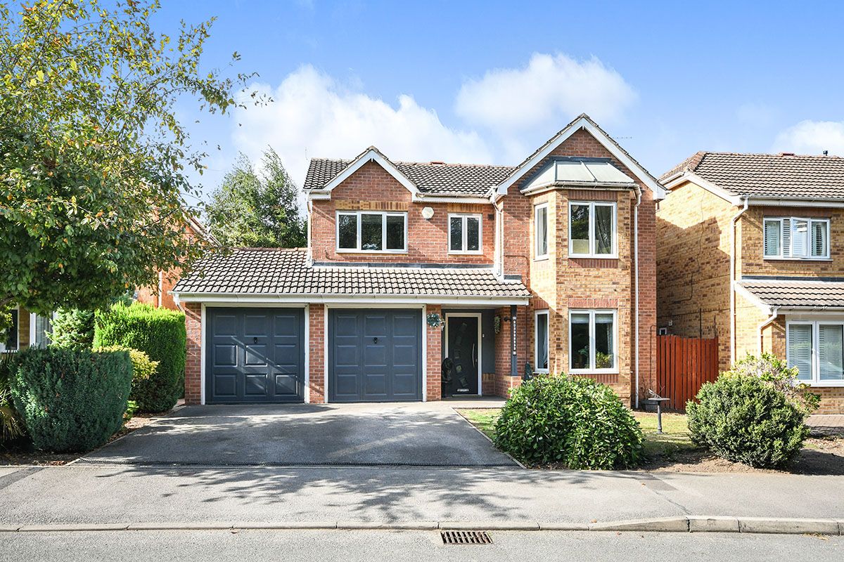 4 Bed Detached House For Sale In Newlands Road Forest Town Mansfield