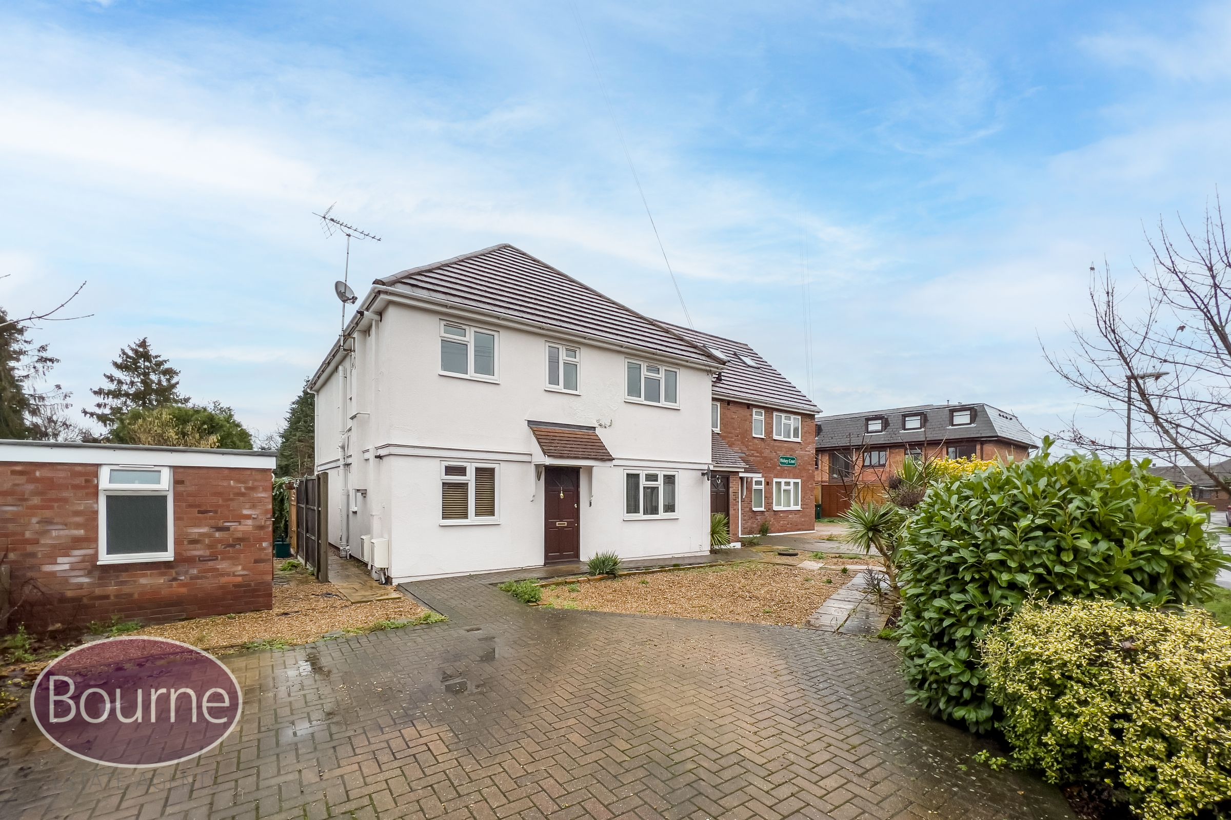 2 bed flat to rent in Wolsey Road, Sunbury-On-Thames, Middlesex TW16 ...