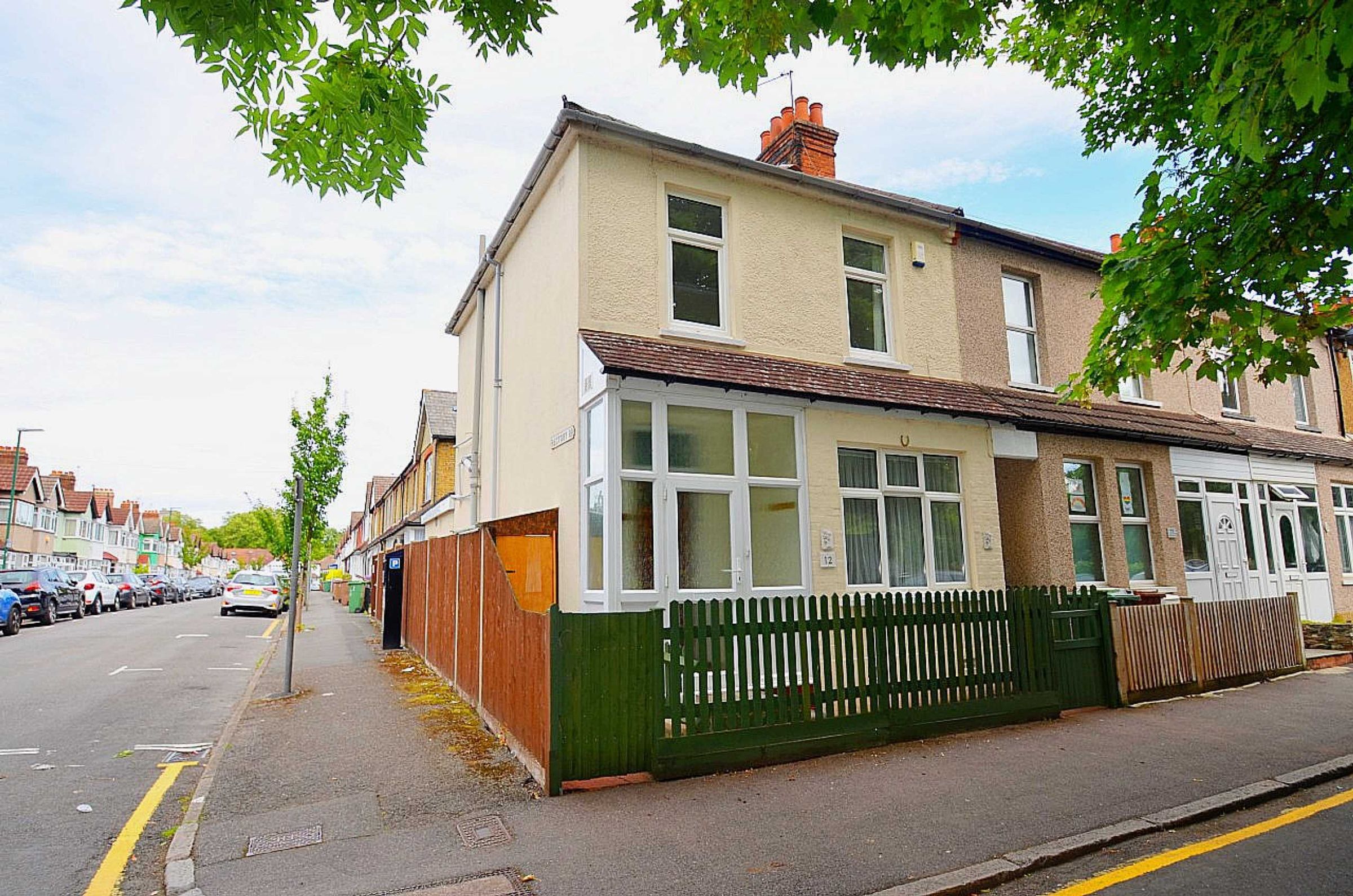 2 bed end terrace house to rent in Bushey Lane, Sutton, Surrey SM1 - Zoopla