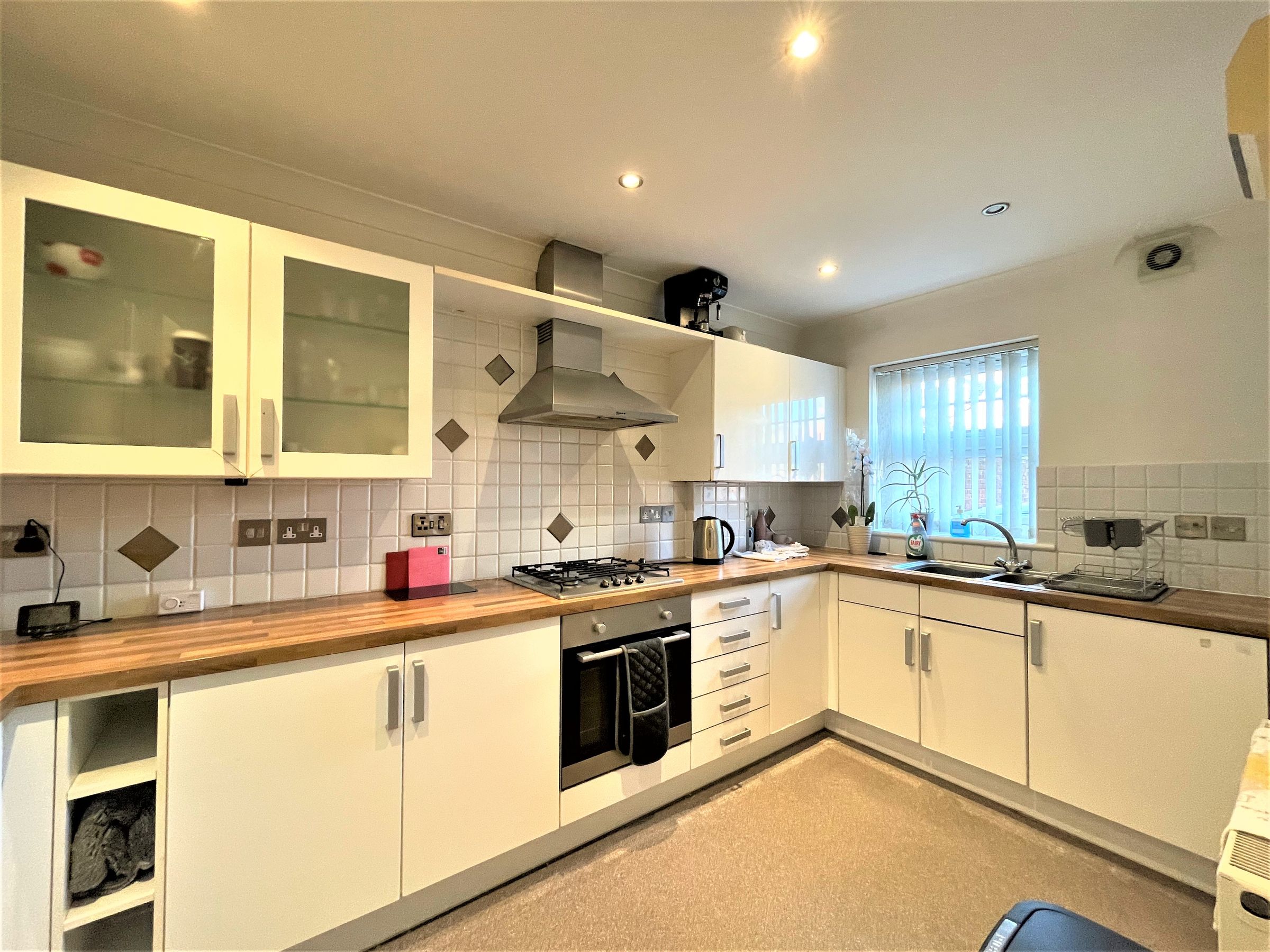 3 bed property to rent in Alphington Road, St. Thomas, Exeter EX2 - Zoopla