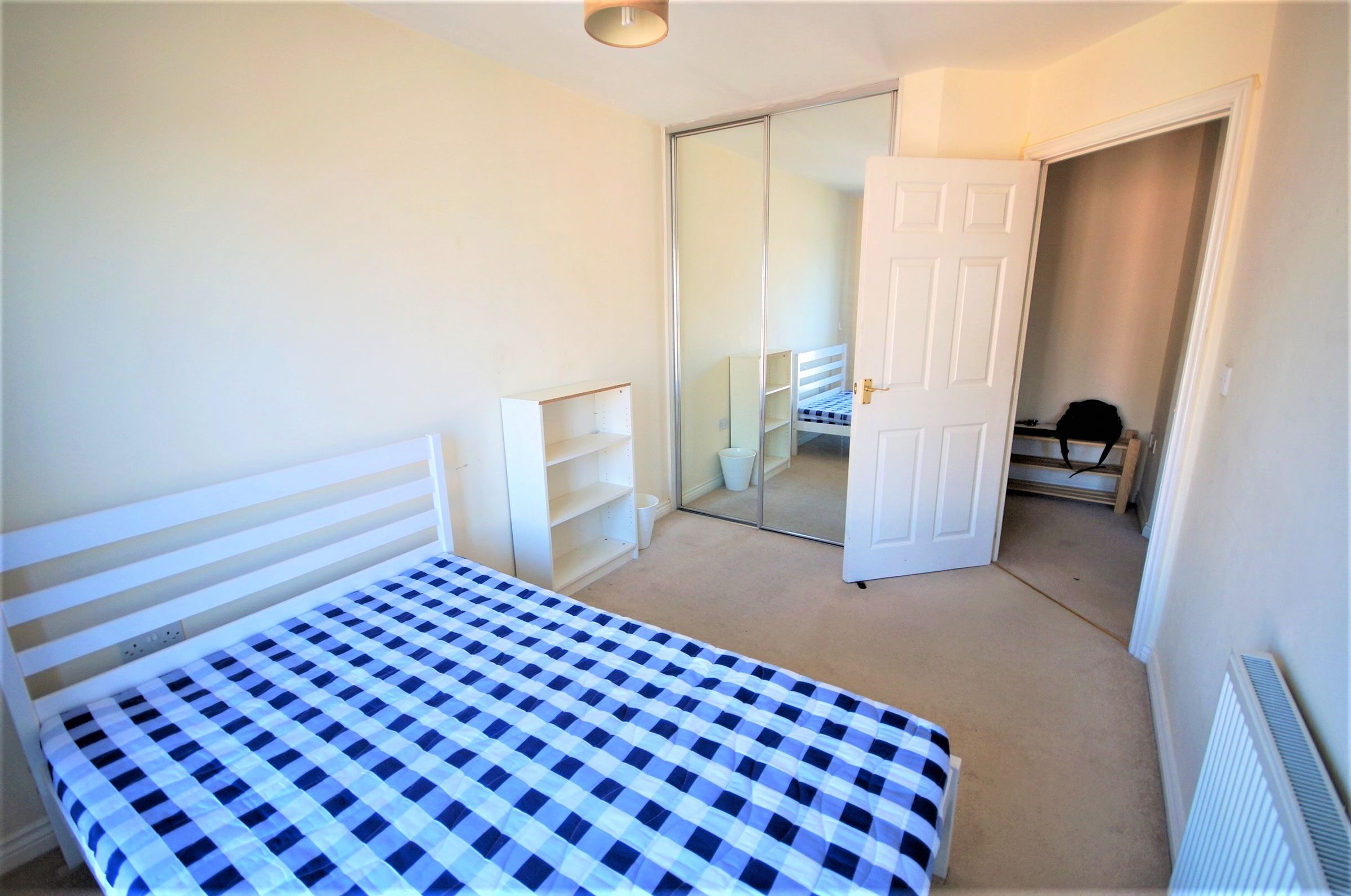 2 bed flat to rent in Signet Square, Coventry CV2 - Zoopla