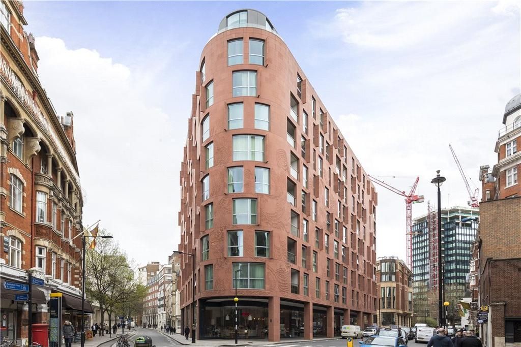1 bed flat to rent in Wellington House, 70 Buckingham Gate, St James ...