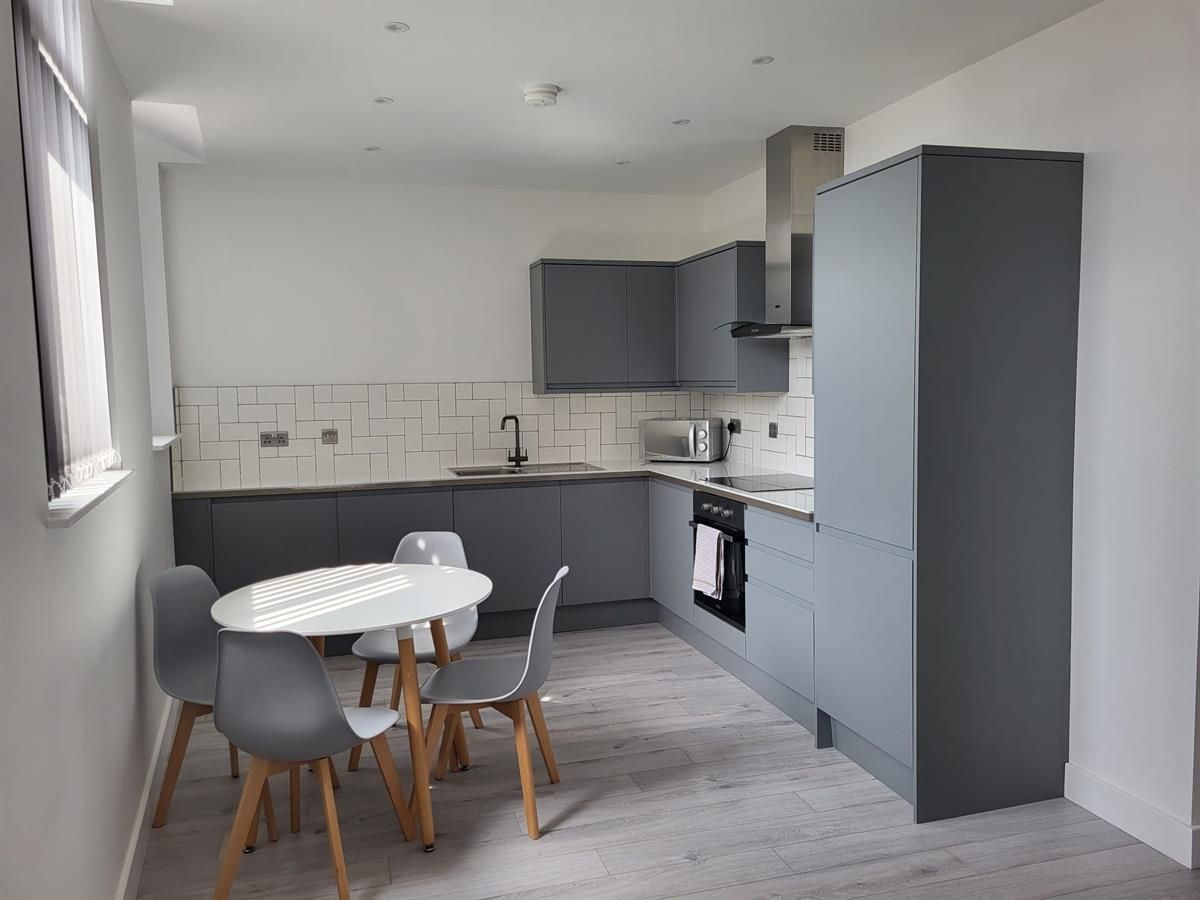 2 bed flat to rent in Flat, Suffolk House, Silver Street, Hull HU1 - Zoopla