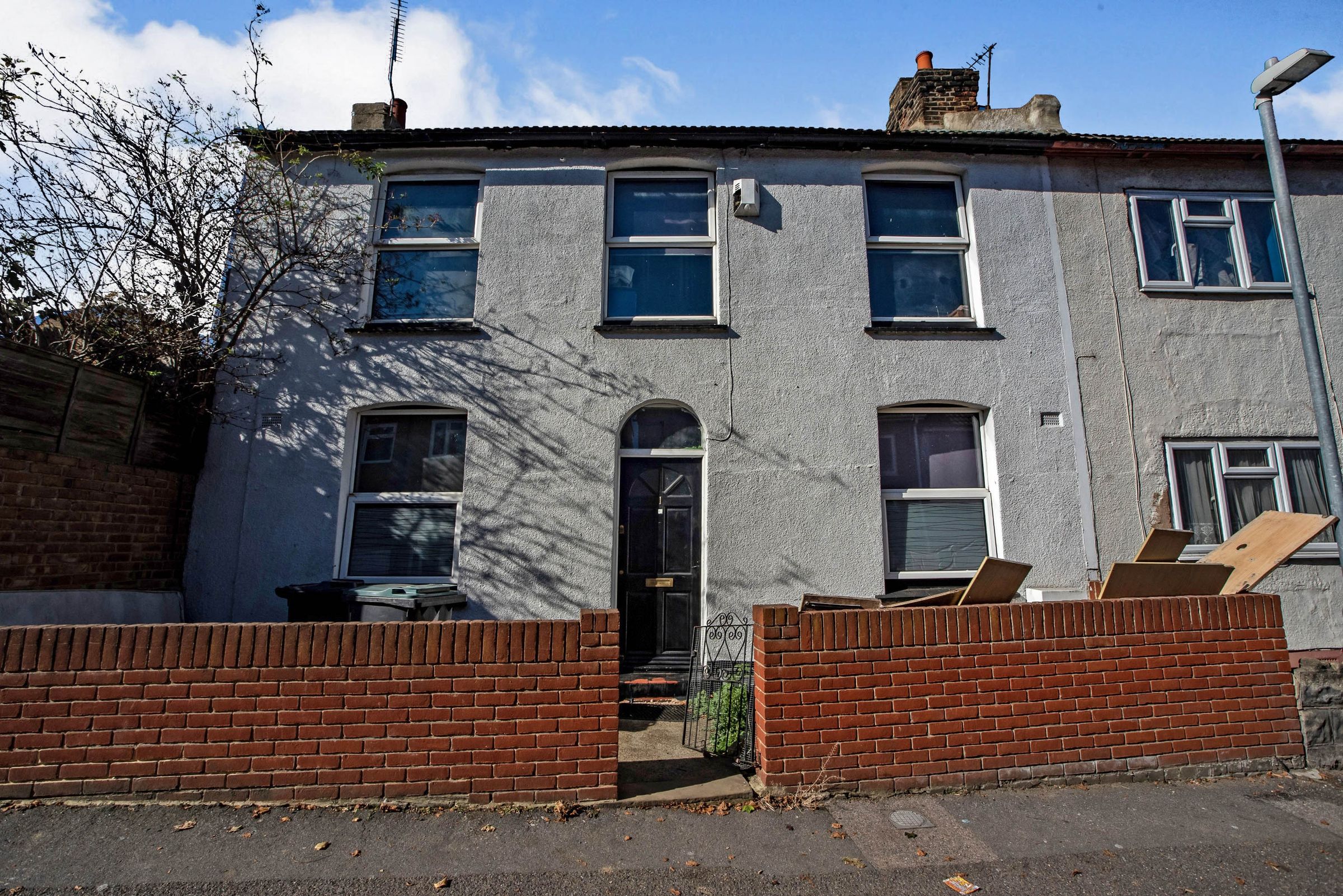 2 bed end terrace house for sale in Denton Street, Gravesend DA12 - Zoopla