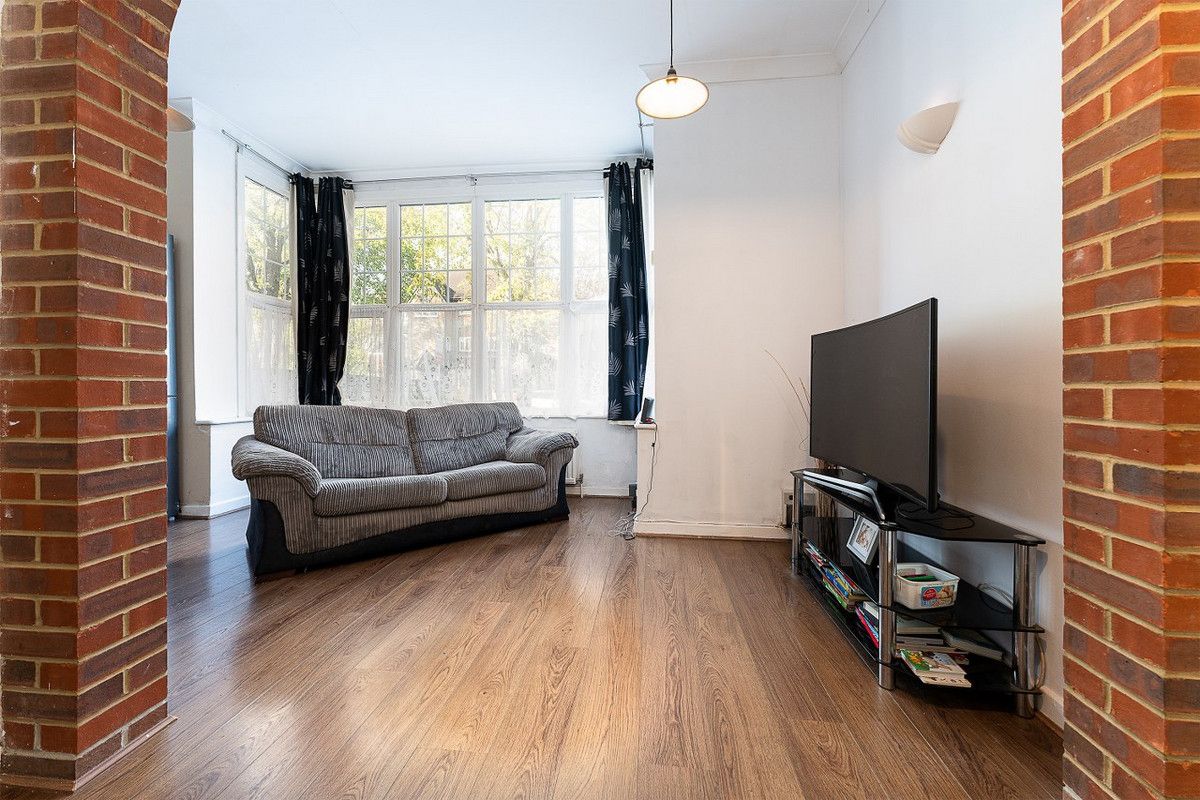 1 bed flat for sale in Camborne Road, Sutton SM2 - Zoopla