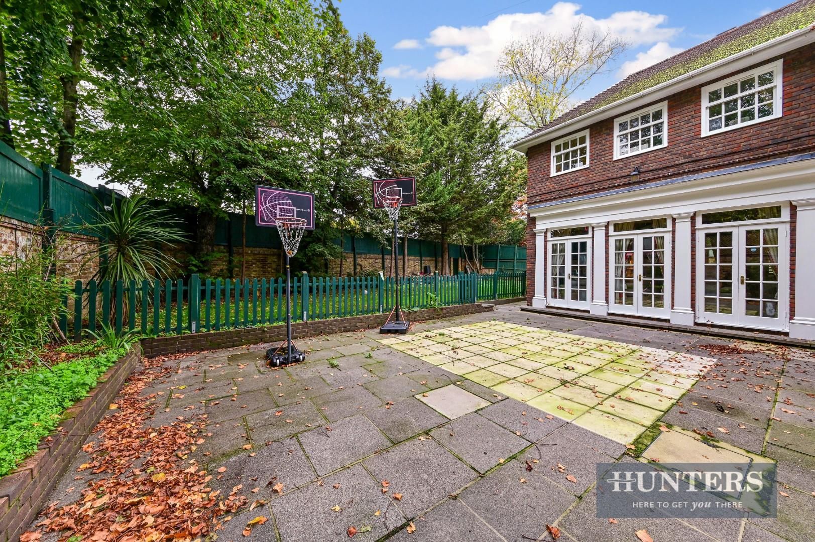 4 bed detached house for sale in Warren Road, Coombe, Kingston Upon ...