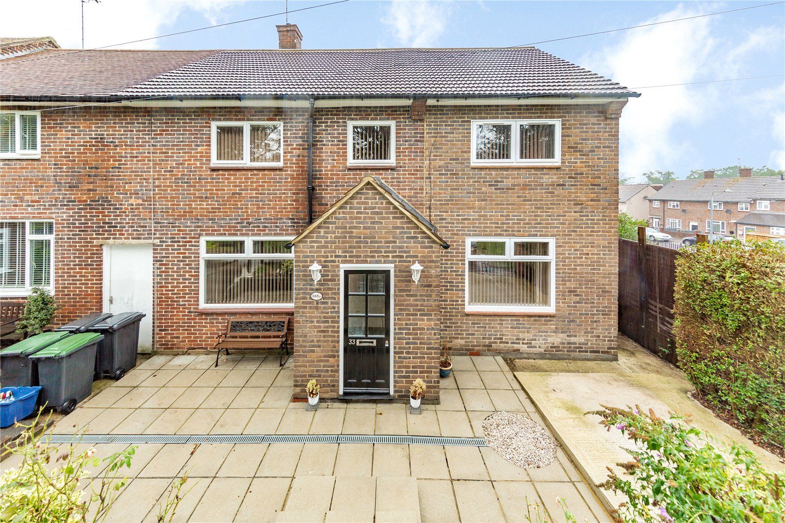 3 bed end terrace house for sale in Westall Road, Loughton IG10 - Zoopla