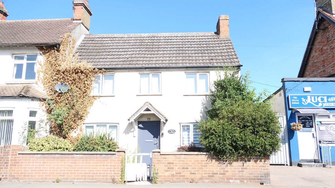 3 Bed End Terrace House For Sale In High Street Kempston Bedford Mk42