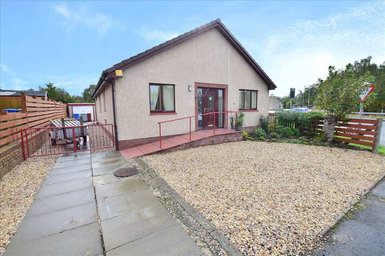 3 bed bungalow for sale in Boghall Road, Braidwood, Carluke ML8 - Zoopla